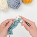 How to Knit the Stockinette Stitch [5 Easy Steps]