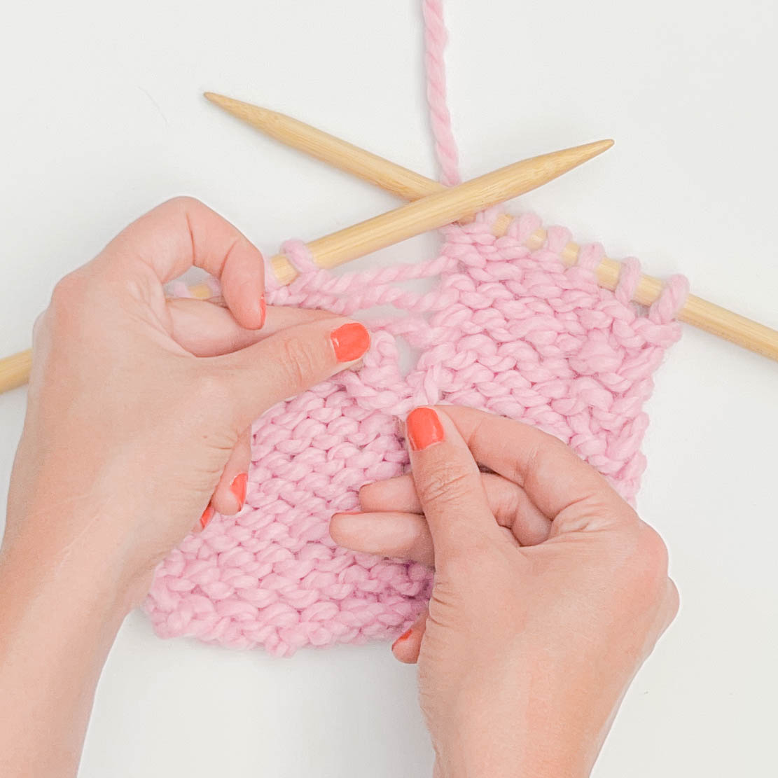 How to Fix a Dropped Stitch [2 Easy Ways]