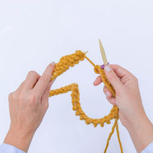 Knitting in the Round [5 Easy Steps]