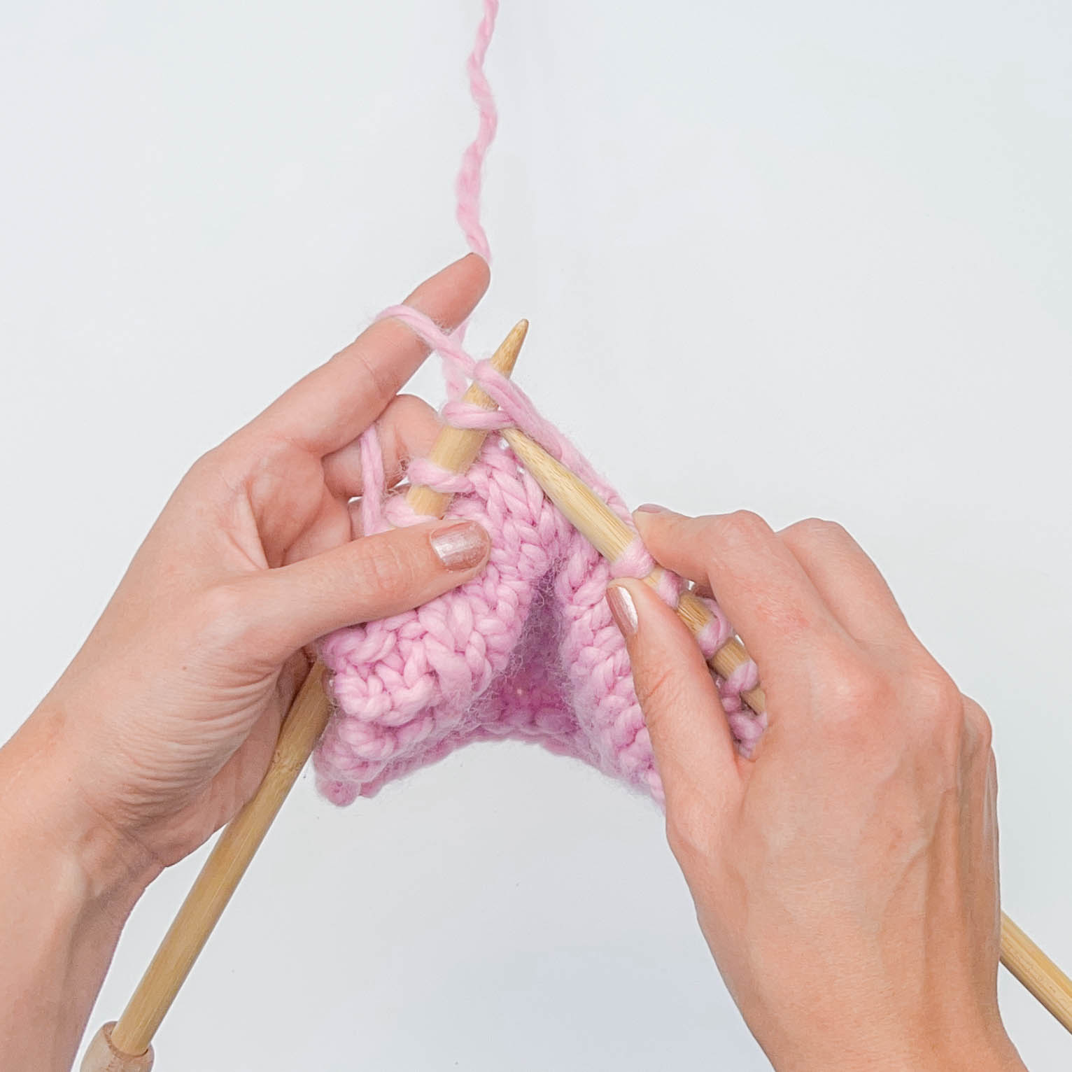 K2tog & SSK Knitting Decreases [5 Easy Steps]