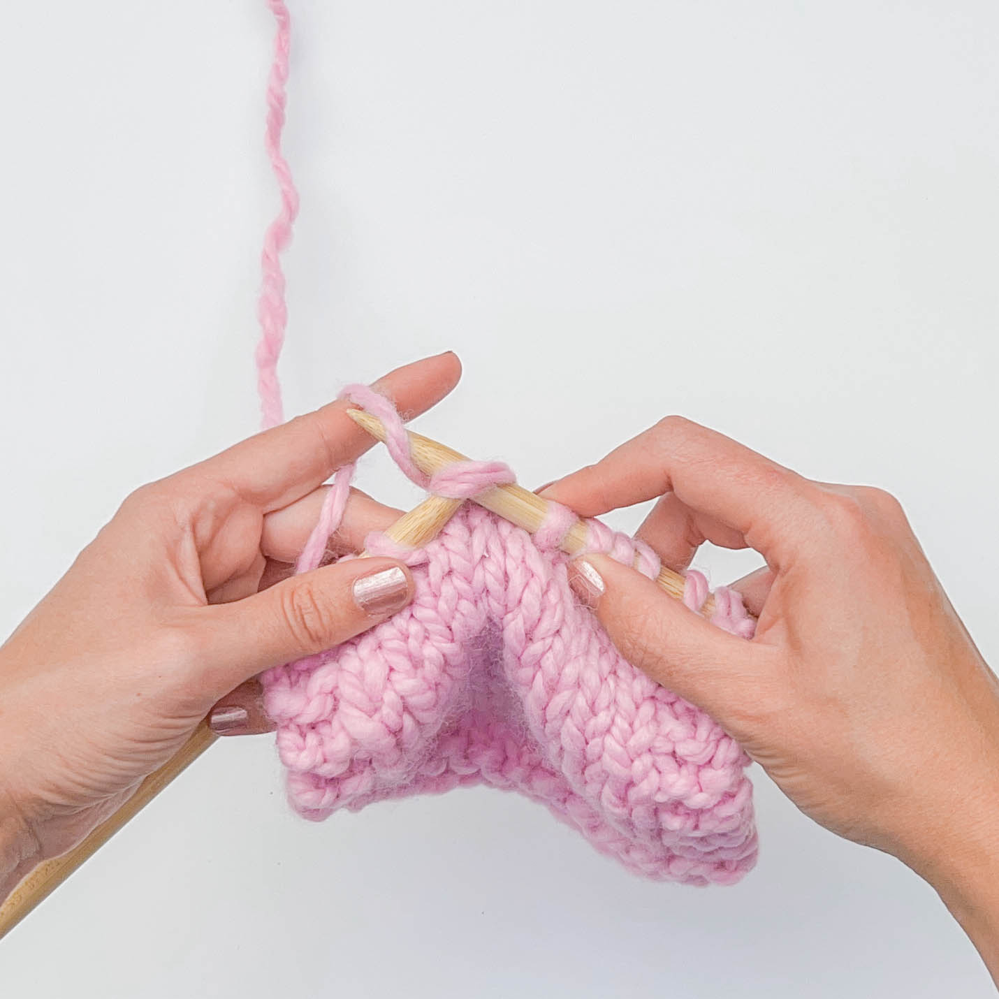 K2tog & SSK Knitting Decreases [5 Easy Steps]