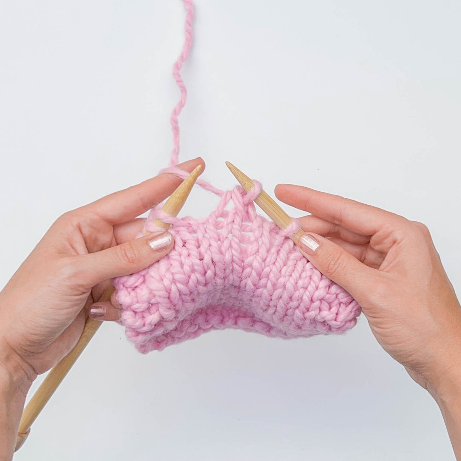 K2tog & SSK Knitting Decreases [5 Easy Steps]