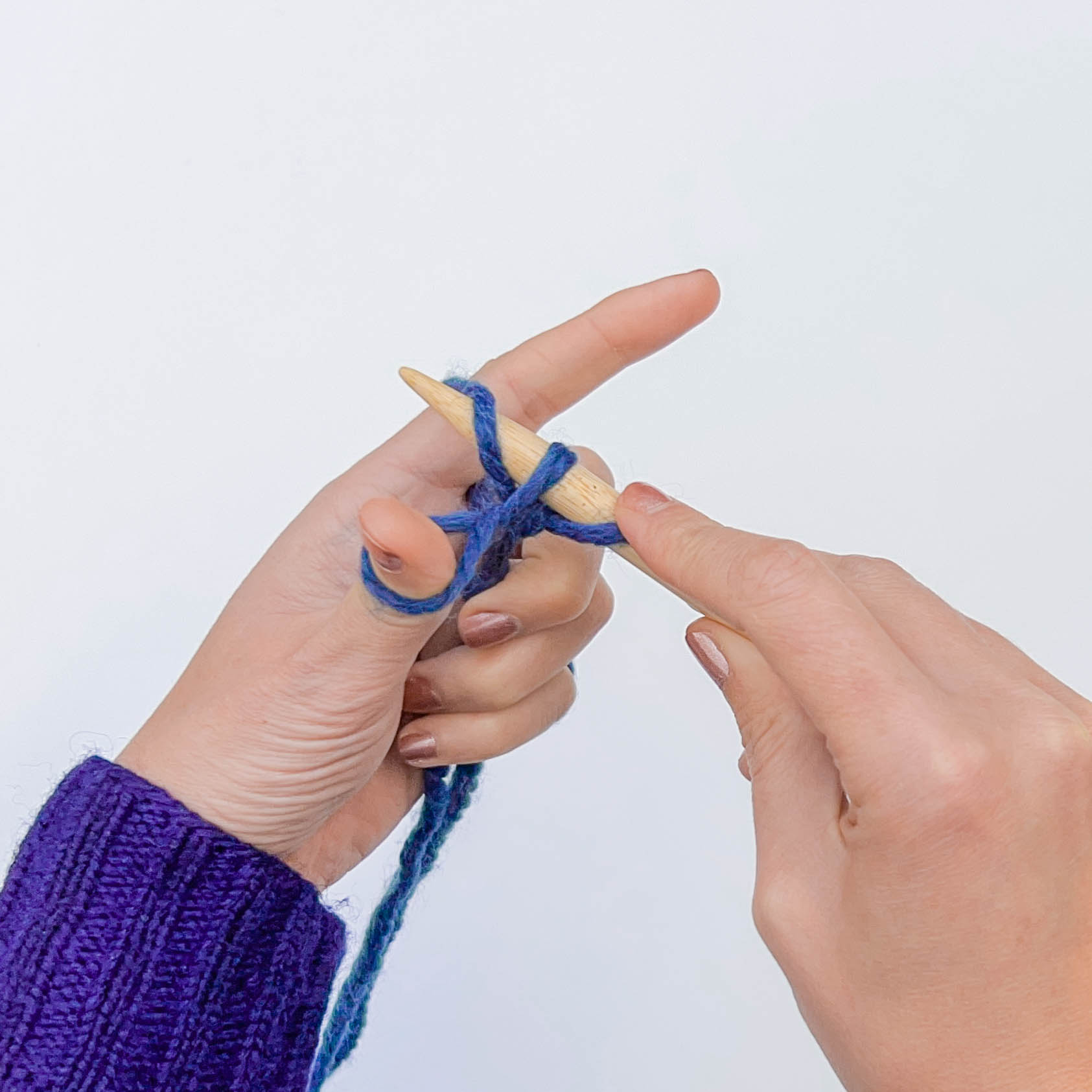 German Twisted Cast On [10 Easy Steps]