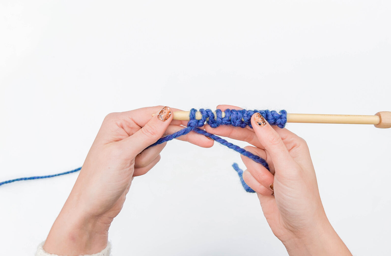 Tubular Cast On for Super Stretchy Knits [3 Easy Rows]