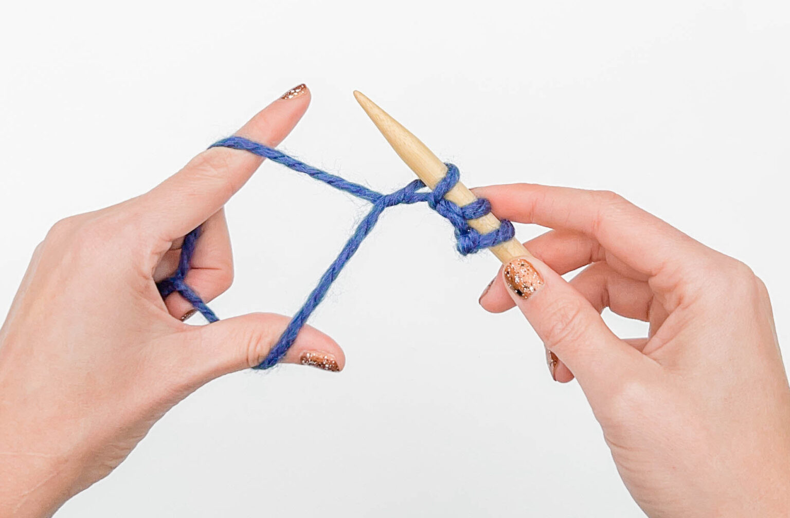 Tubular Cast On for Super Stretchy Knits [3 Easy Rows]