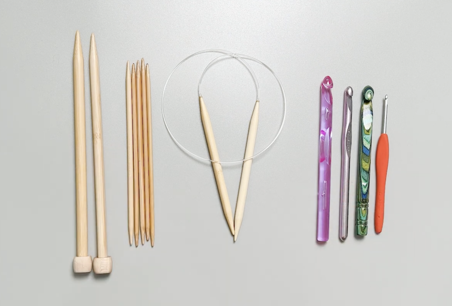 Knitting vs Crochet [2 Great Beginner Crafts]