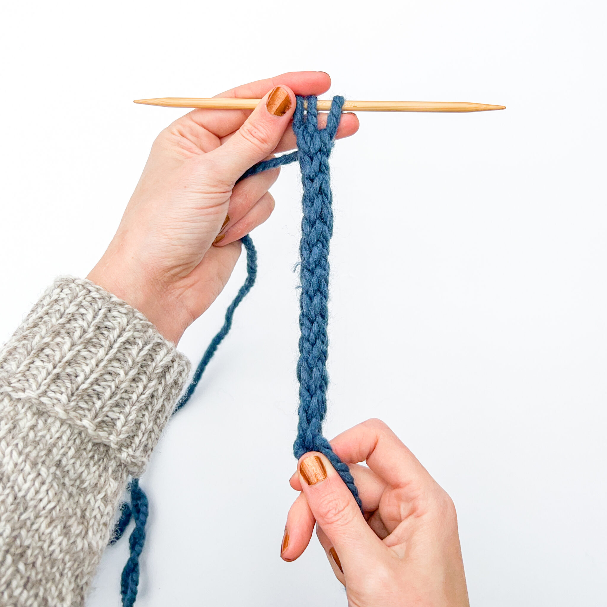 Knit I-Cord [3 Easy Steps]