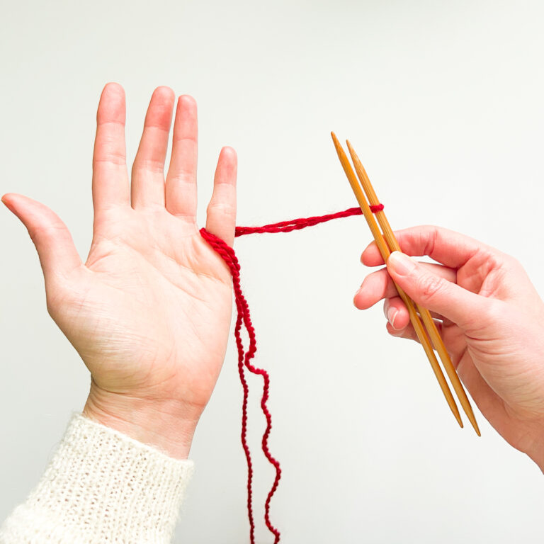 Judy's Magic Cast On - 3 Steps for Invisible Seams