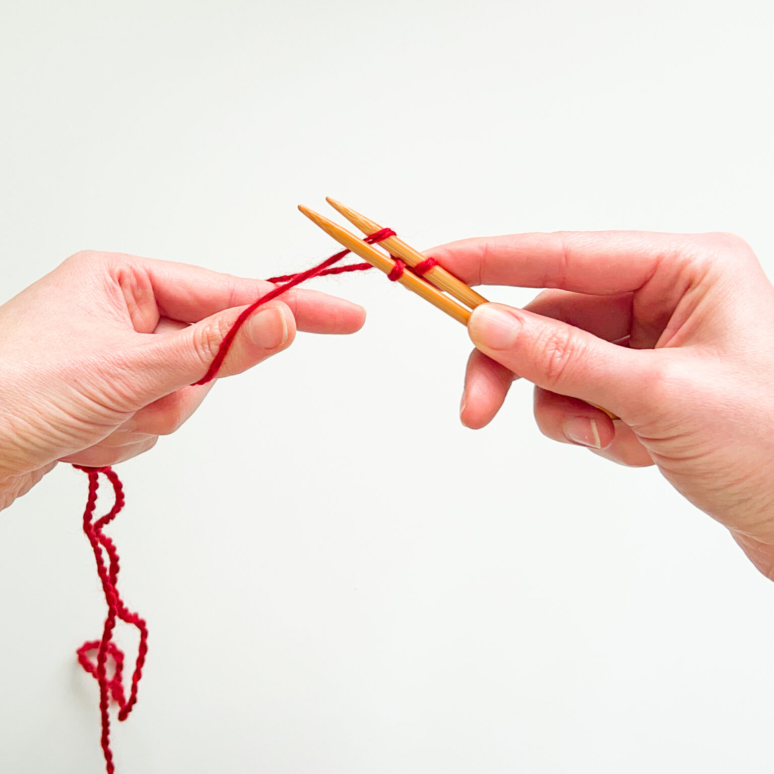 Judy's Magic Cast On - 3 Steps for Invisible Seams