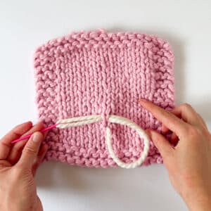 Duplicate Stitch for Beginner Knitters [5 Easy Steps]