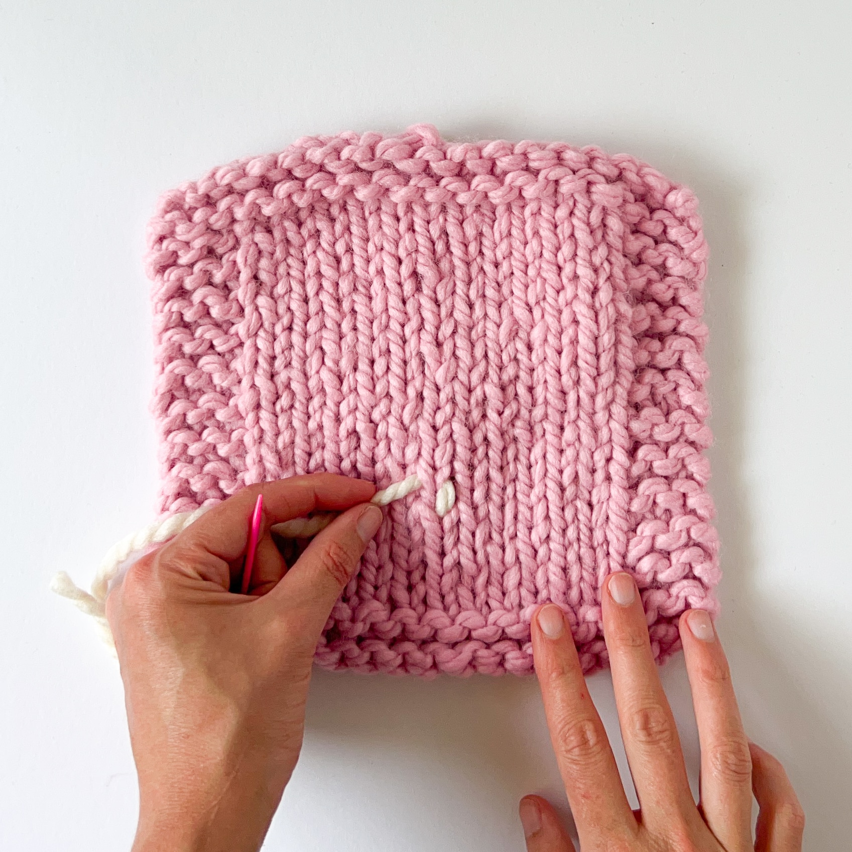 Duplicate Stitch for Beginner Knitters [5 Easy Steps]