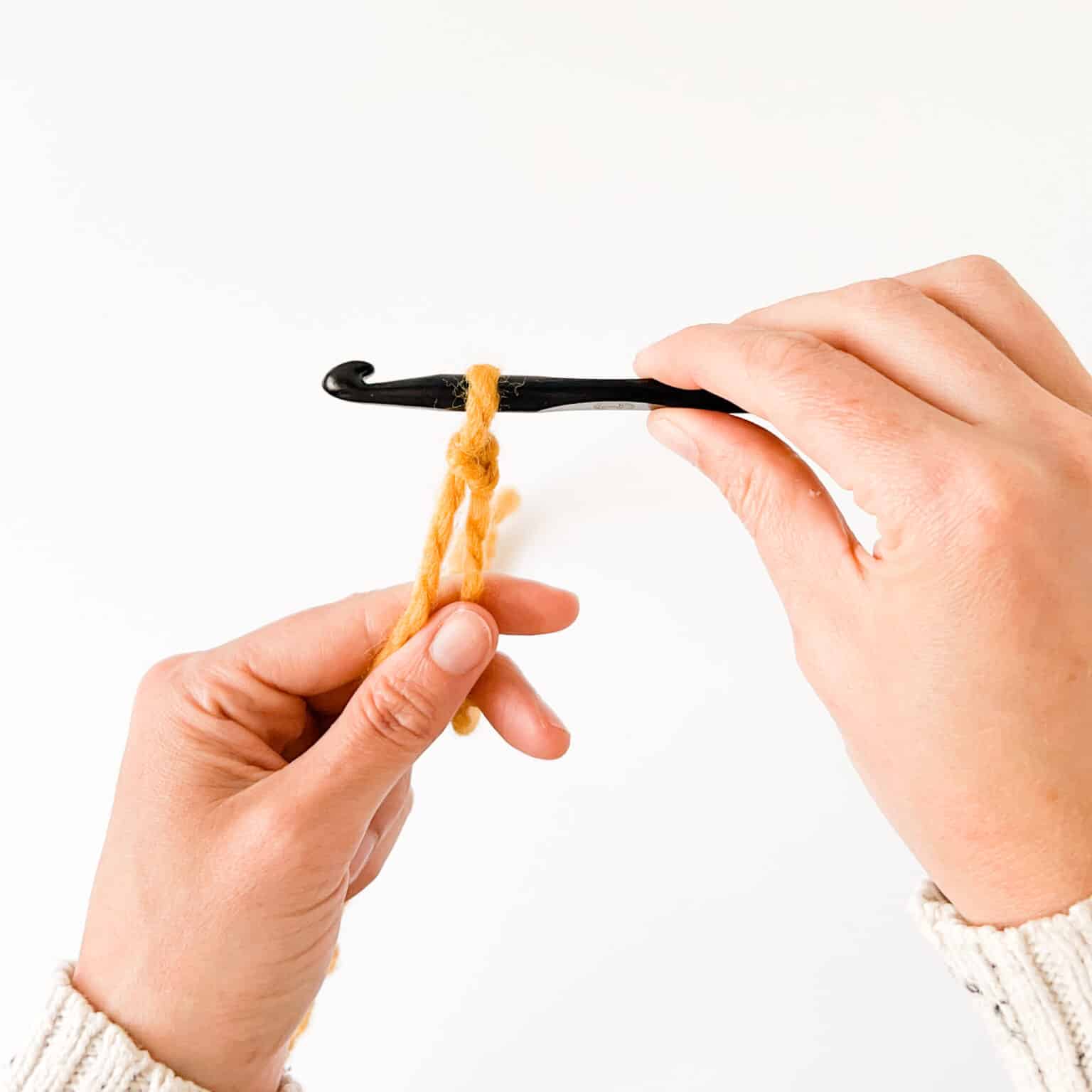 Provisional Cast On for Beginners [8 Easy Steps]