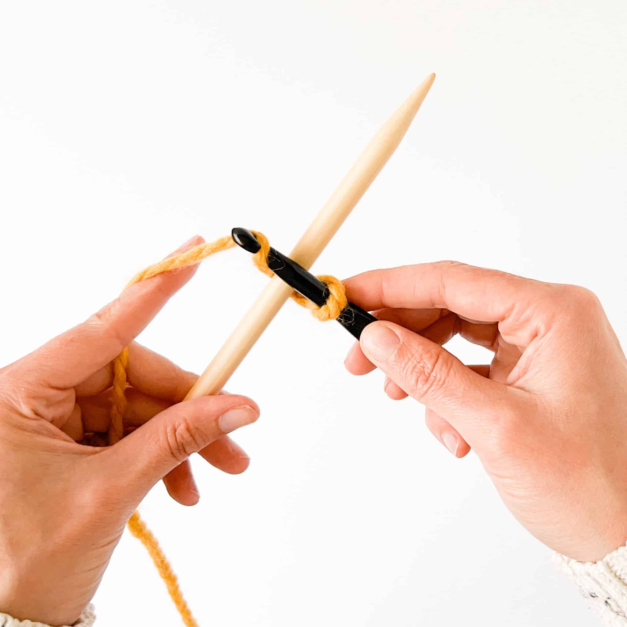 Provisional Cast On for Beginners [8 Easy Steps]