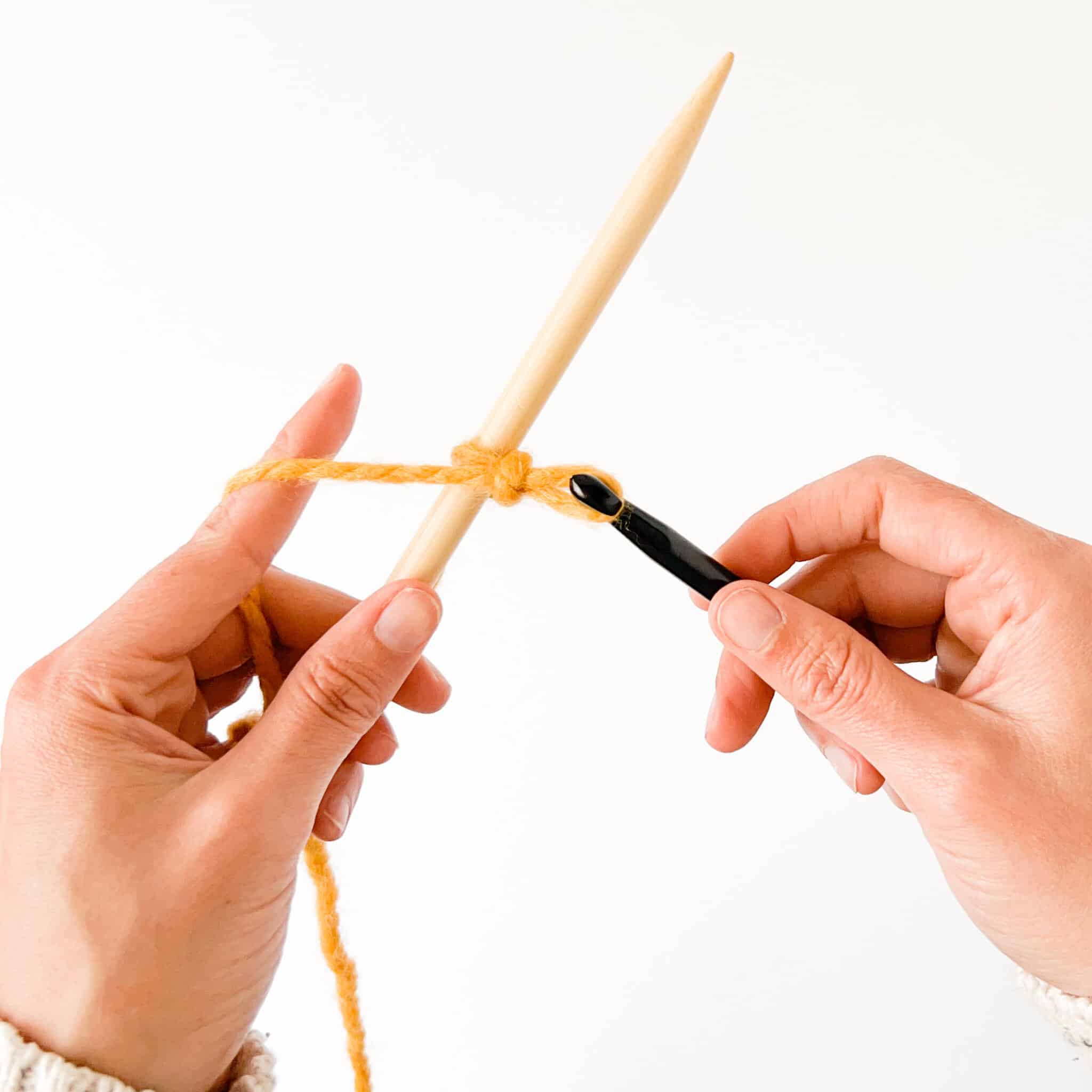 Provisional Cast On for Beginners [8 Easy Steps]