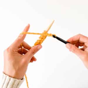 Provisional Cast On for Beginners [8 Easy Steps]