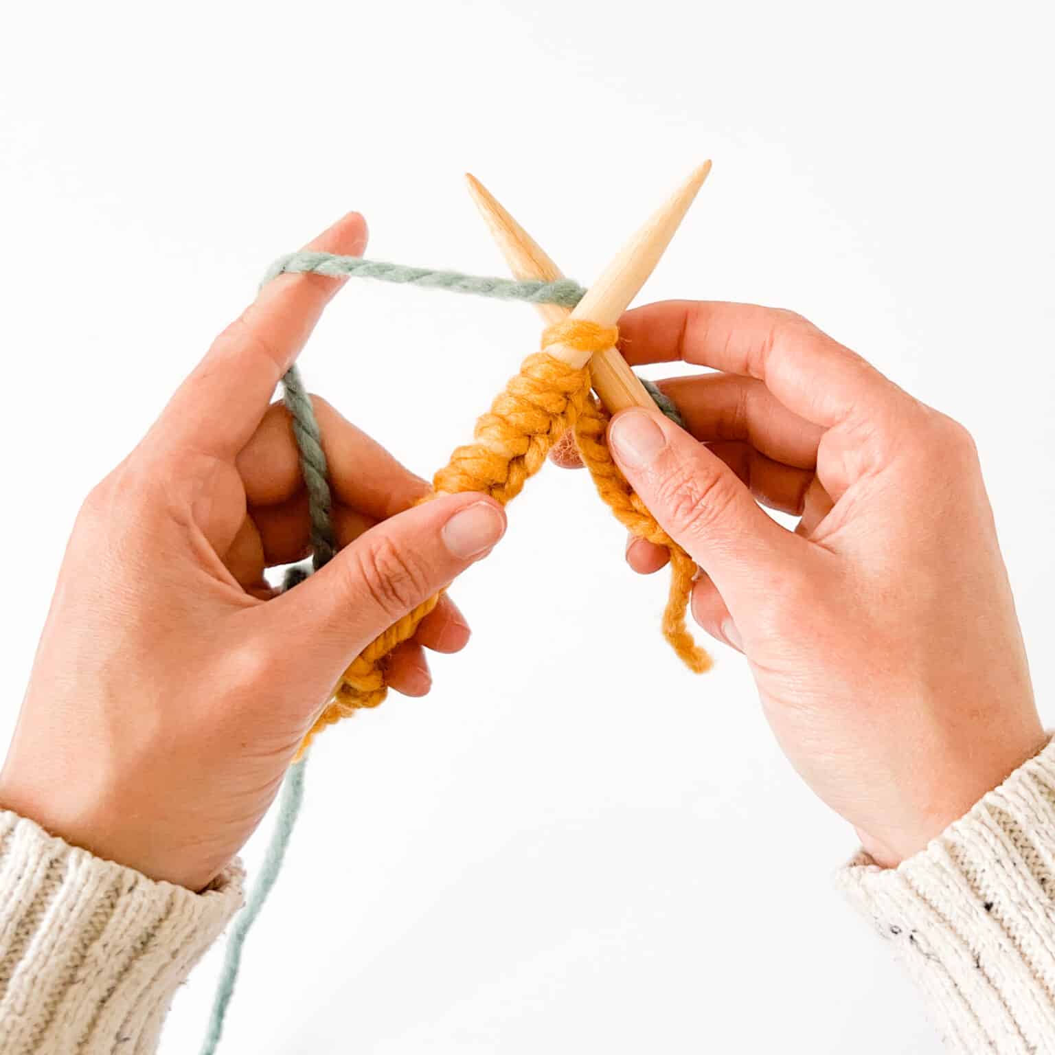 Provisional Cast On for Beginners [8 Easy Steps]