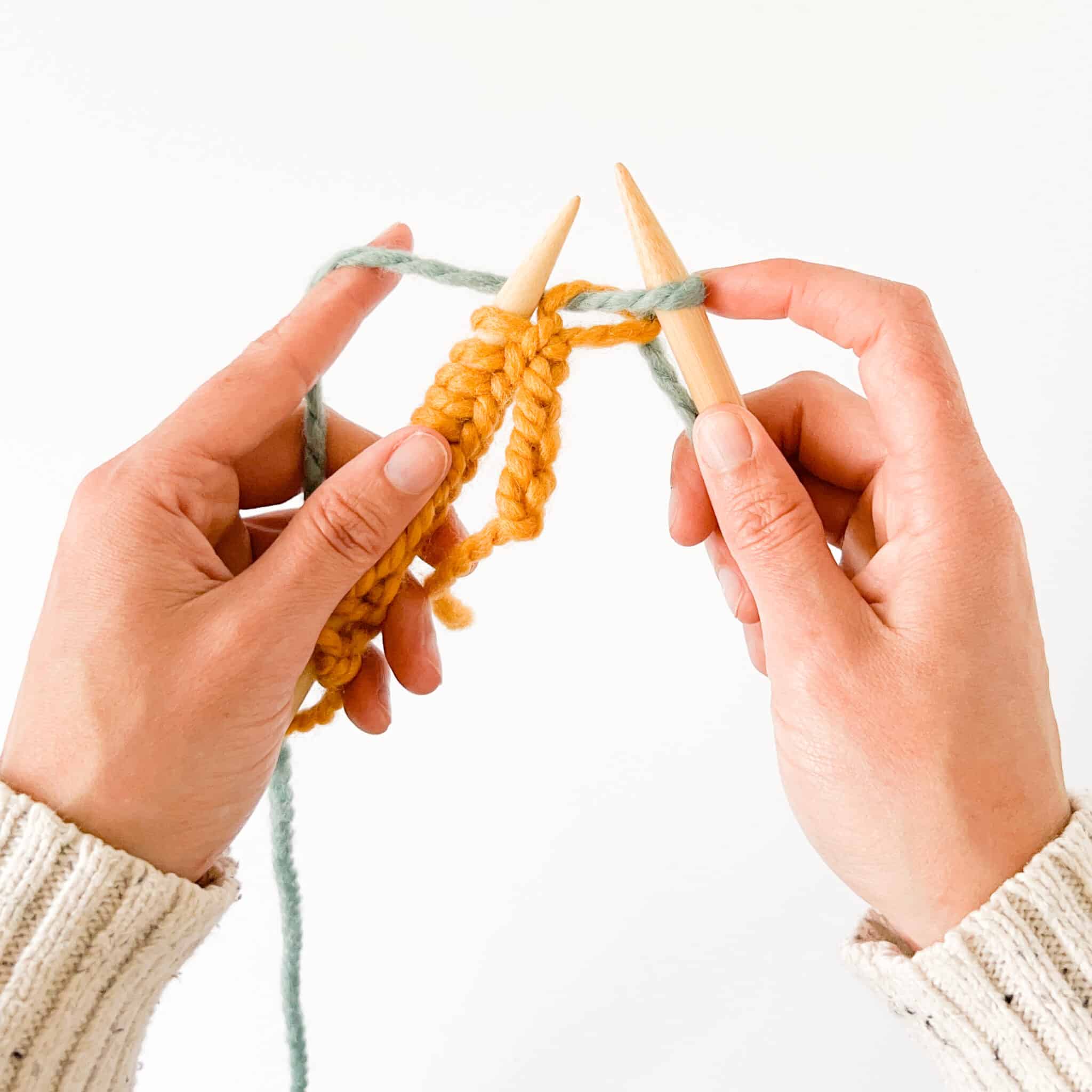 Provisional Cast On for Beginners [8 Easy Steps]