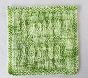 12 Free Knitted Dishcloth Patterns for Beginner Knitters!