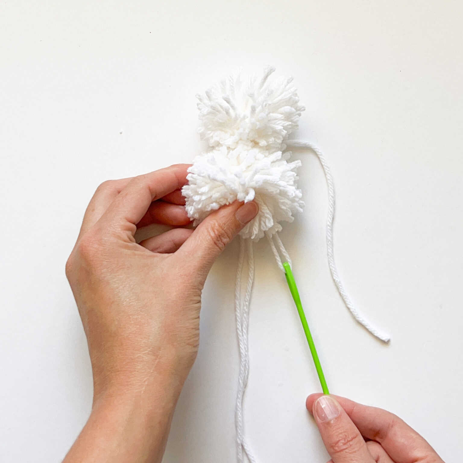 How to Make 3 Easy Yarn Animals - BeKnitting Pom Pom Kit