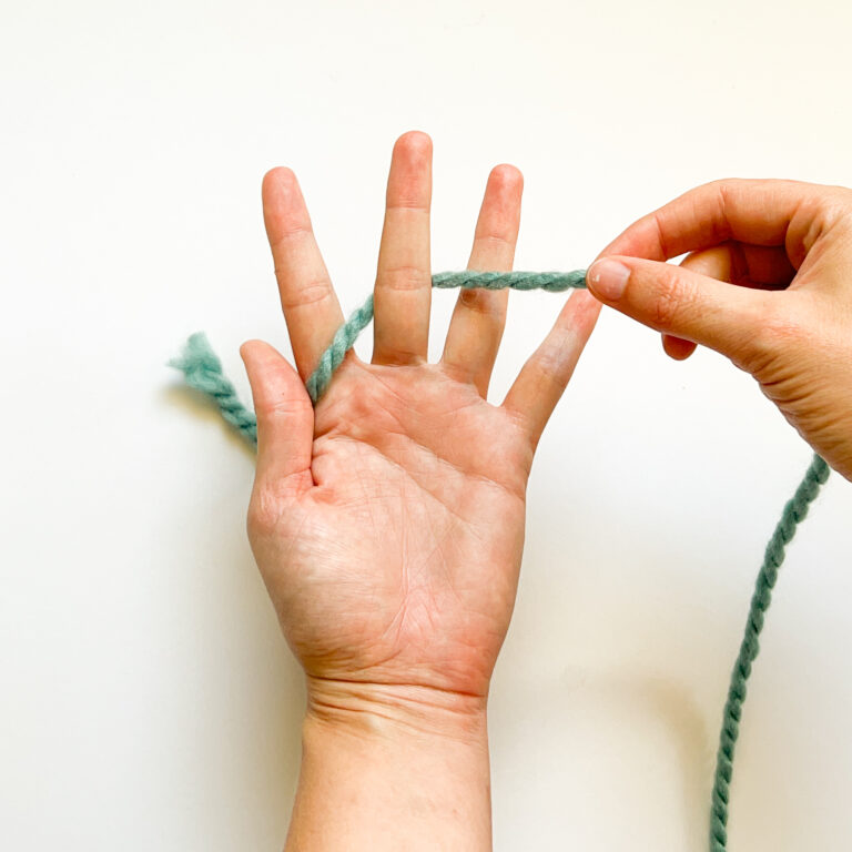 How to Finger Knit: 2 Easy Ways for Beginners!