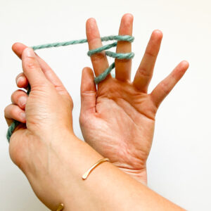 How to Finger Knit: 2 Easy Ways for Beginners!