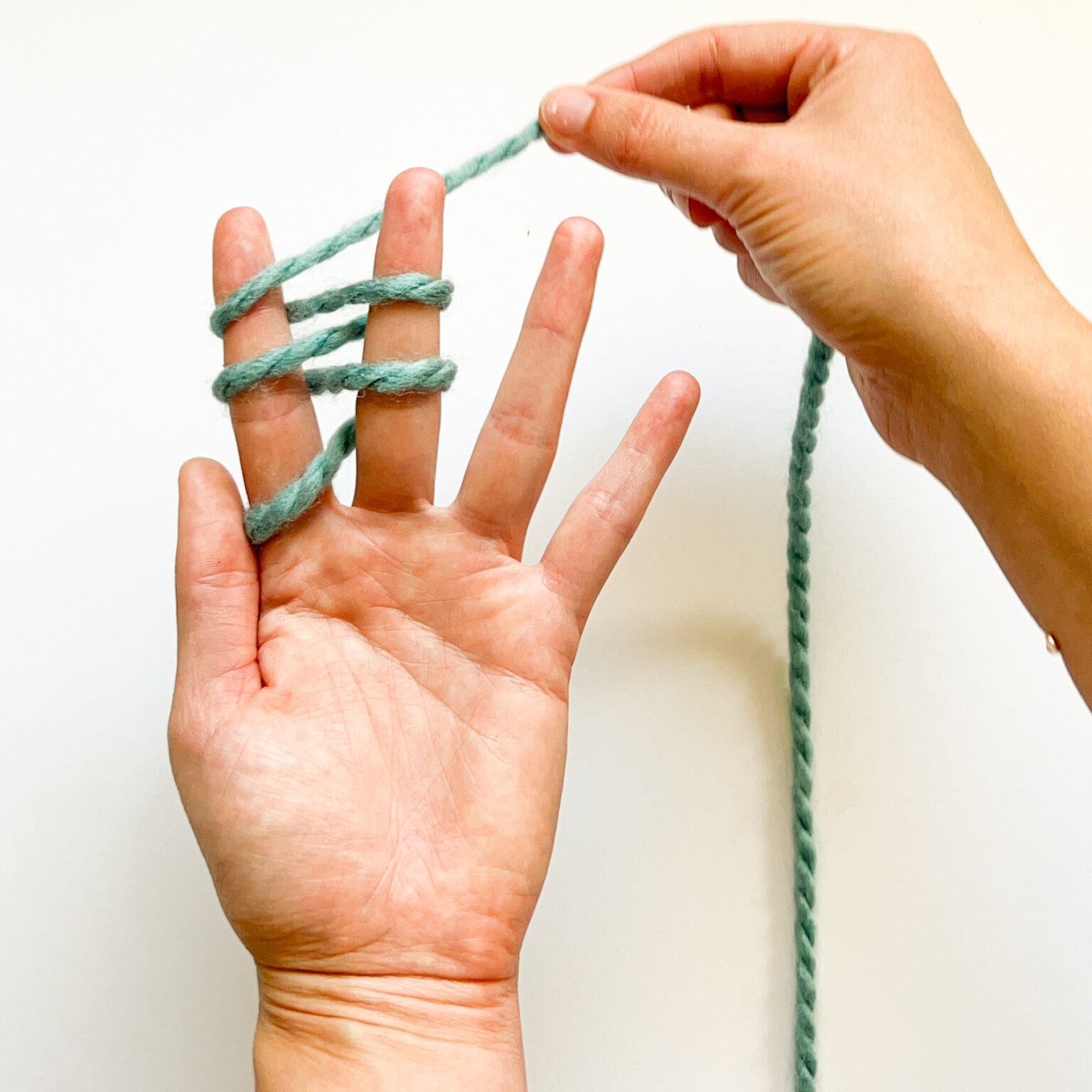 How to Finger Knit: 2 Easy Ways for Beginners!