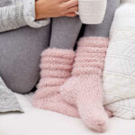 10 Cozy Free Sock Knitting Patterns for Fall!